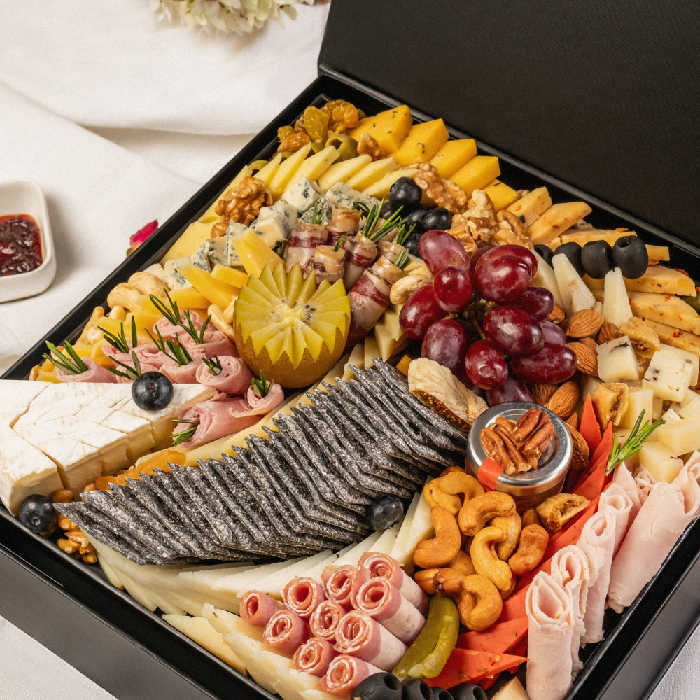 Buy Premium Cheese Platter Online | Premium Platter in Dubai